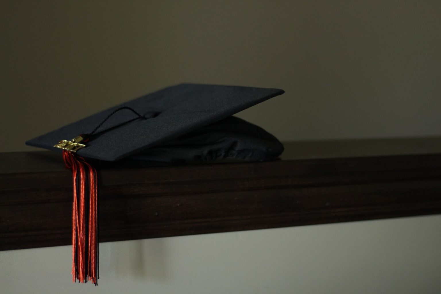 Lambton College Prepares For In Person Graduation - 99.1 FM CKXS | Your ...